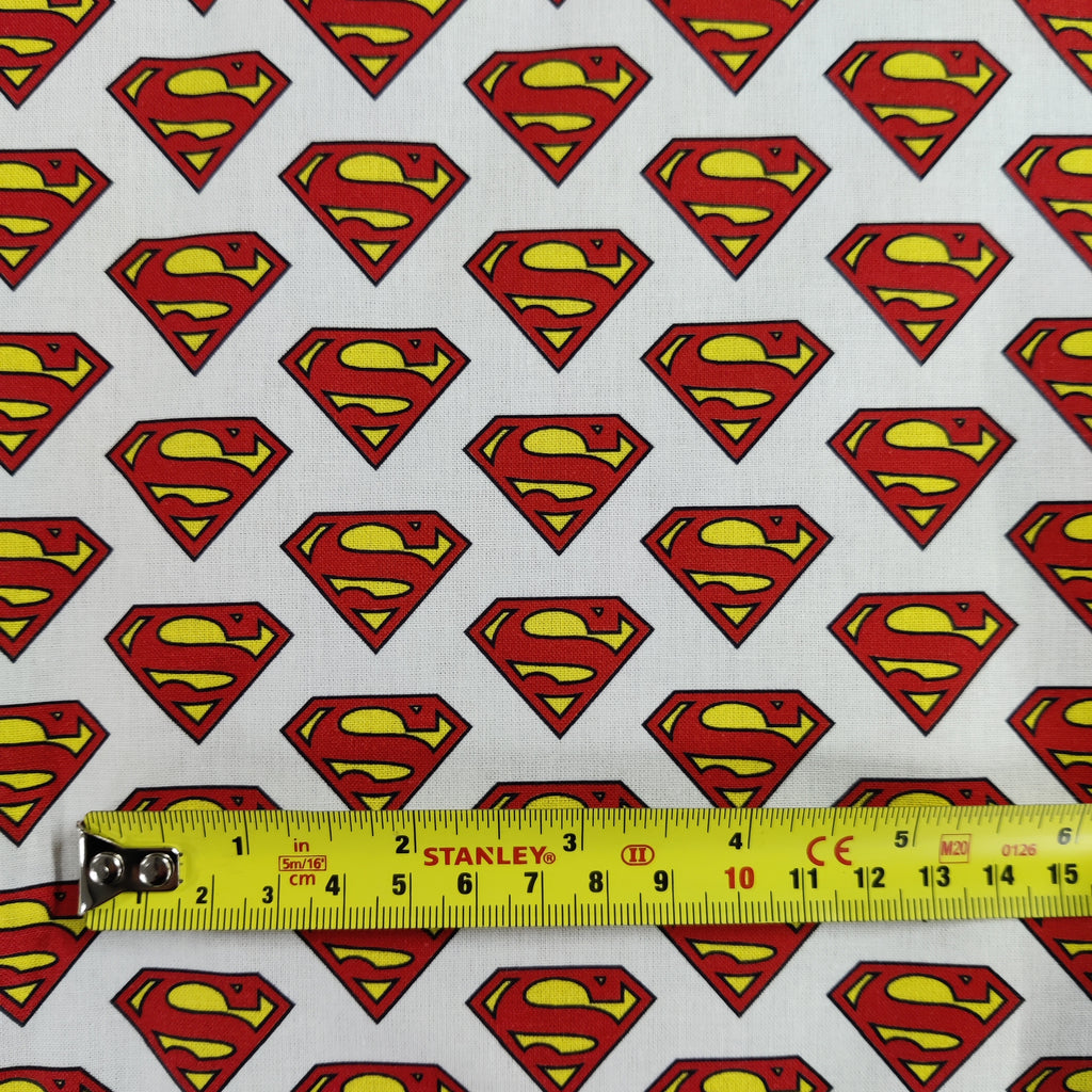 FS639_2 Superman Classic Badge – Fabric Styles